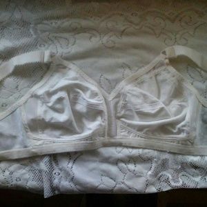 Playtex | Intimates & Sleepwear | Playtex 8hr 4b Unlined Full Figure ...